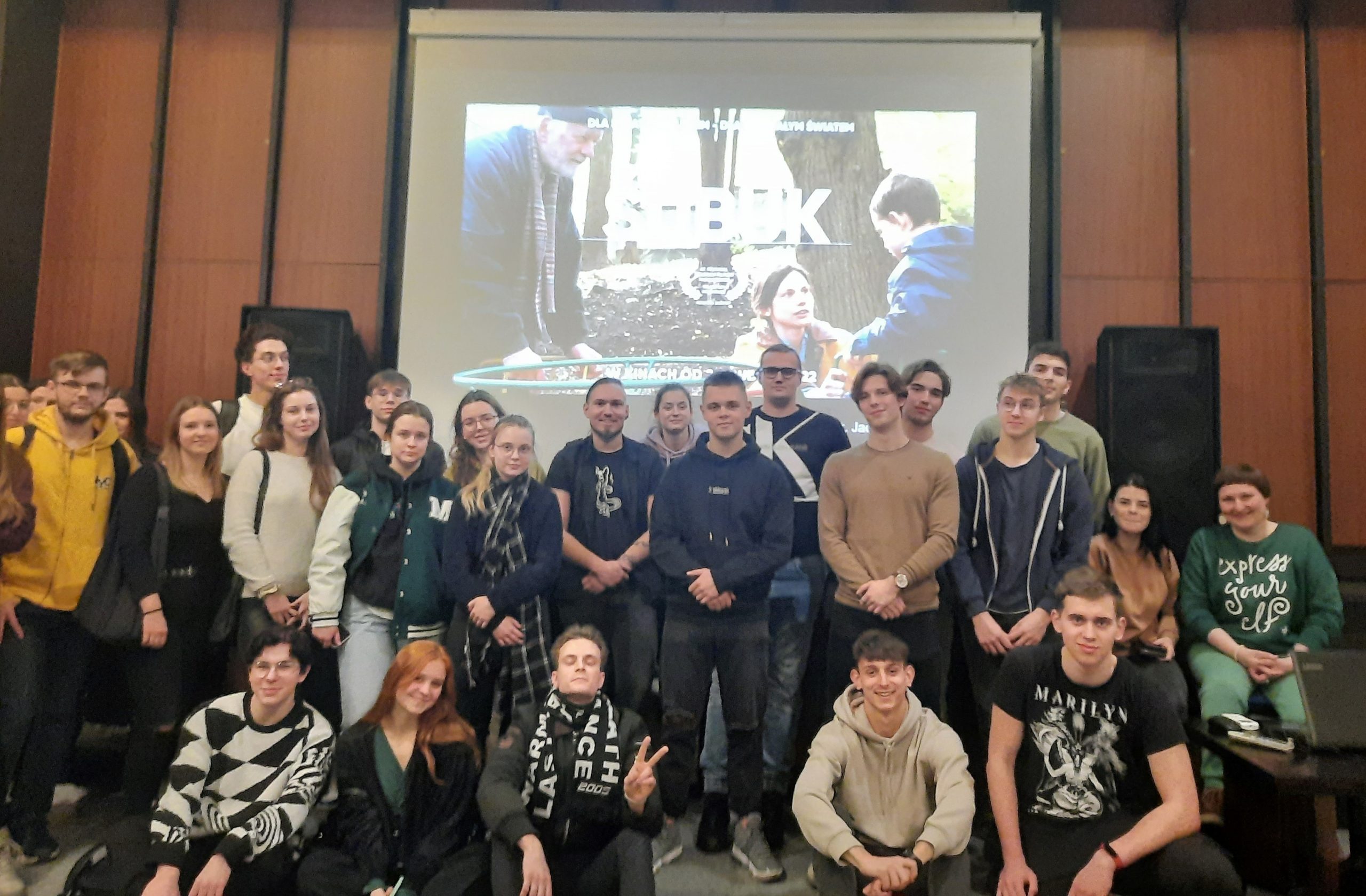 Filmoterapia jako narzędzie w pracy terapeutycznej - AWF Gorzów Filmoterapia jako narzędzie w pracy terapeutycznej - AWF Gorzów
